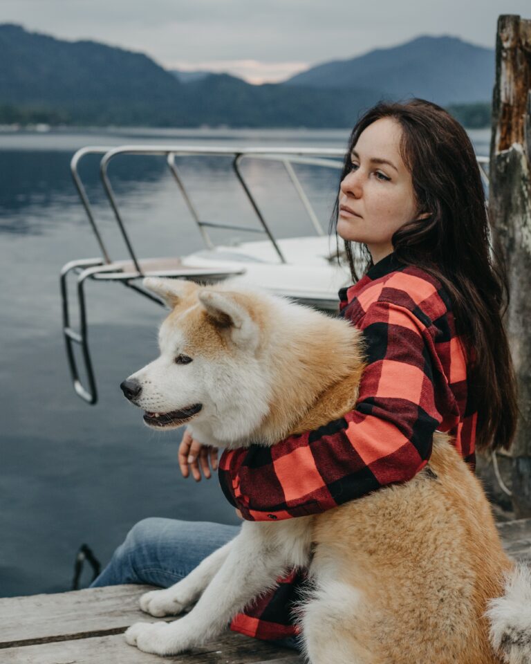 How to Become a Successful Dog Handler: 6 Tips for Success